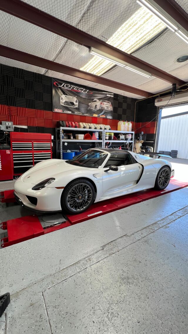 MCLAREN – Jotech Motorsports